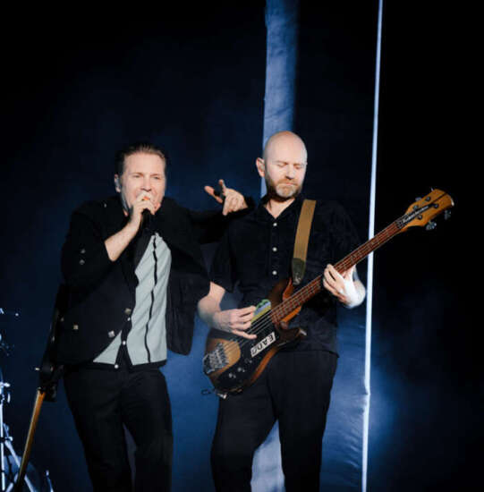 Los 15 años de: la rebeldía adolescente de Let Go de Avril Lavigne